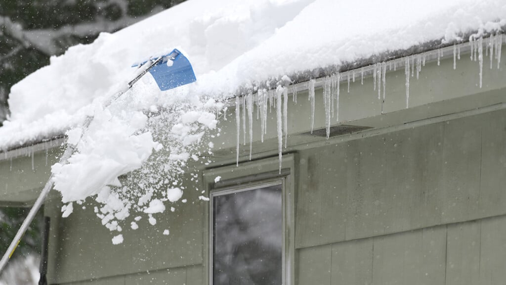 How to Remove Snow From a Roof- Miceli Roofing